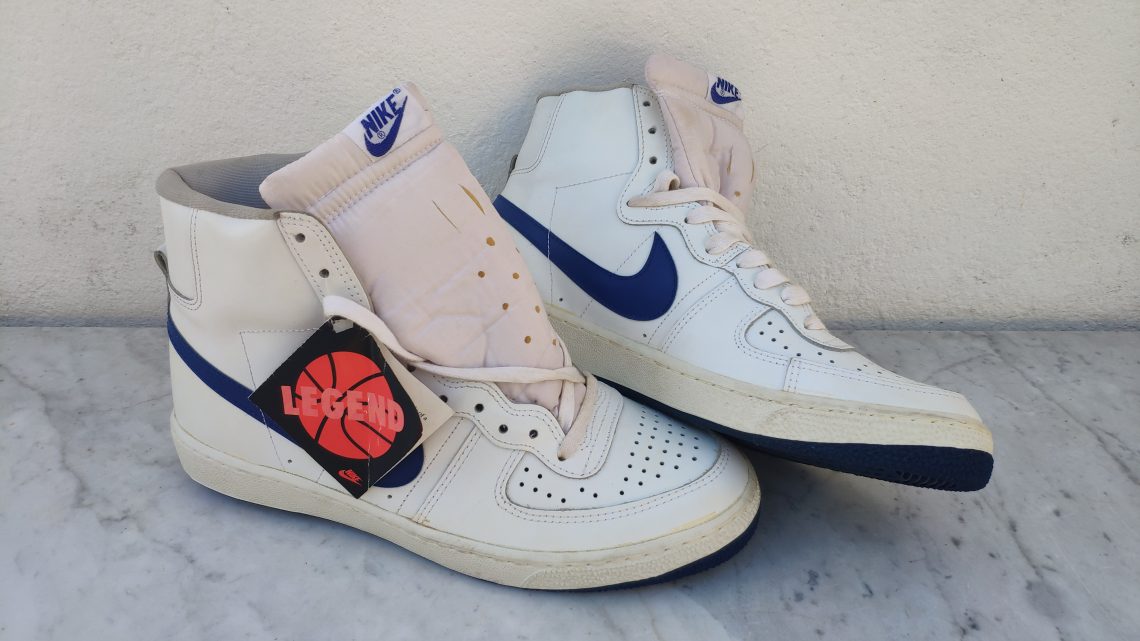 NIKE LEGEND HIGH sneakers vintage - brokepoque - NIKE